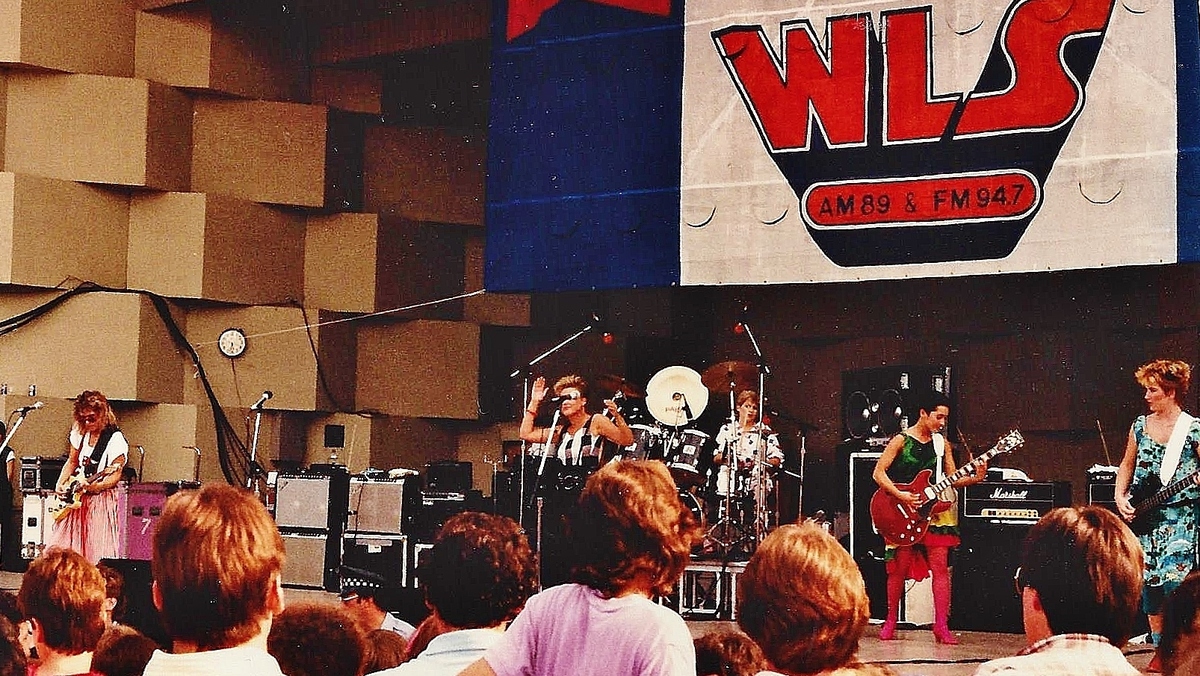 The Go-Go's Concert & Tour History (Updated for 2022) | Concert Archives
