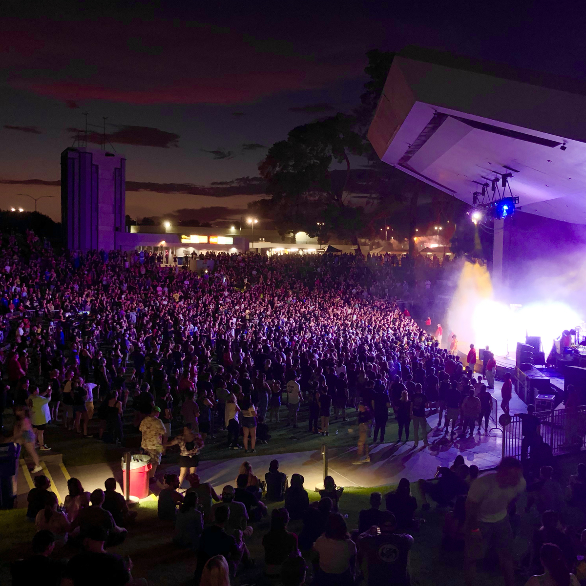 Concert History of Mesa Amphitheatre Mesa, Arizona, United States ...