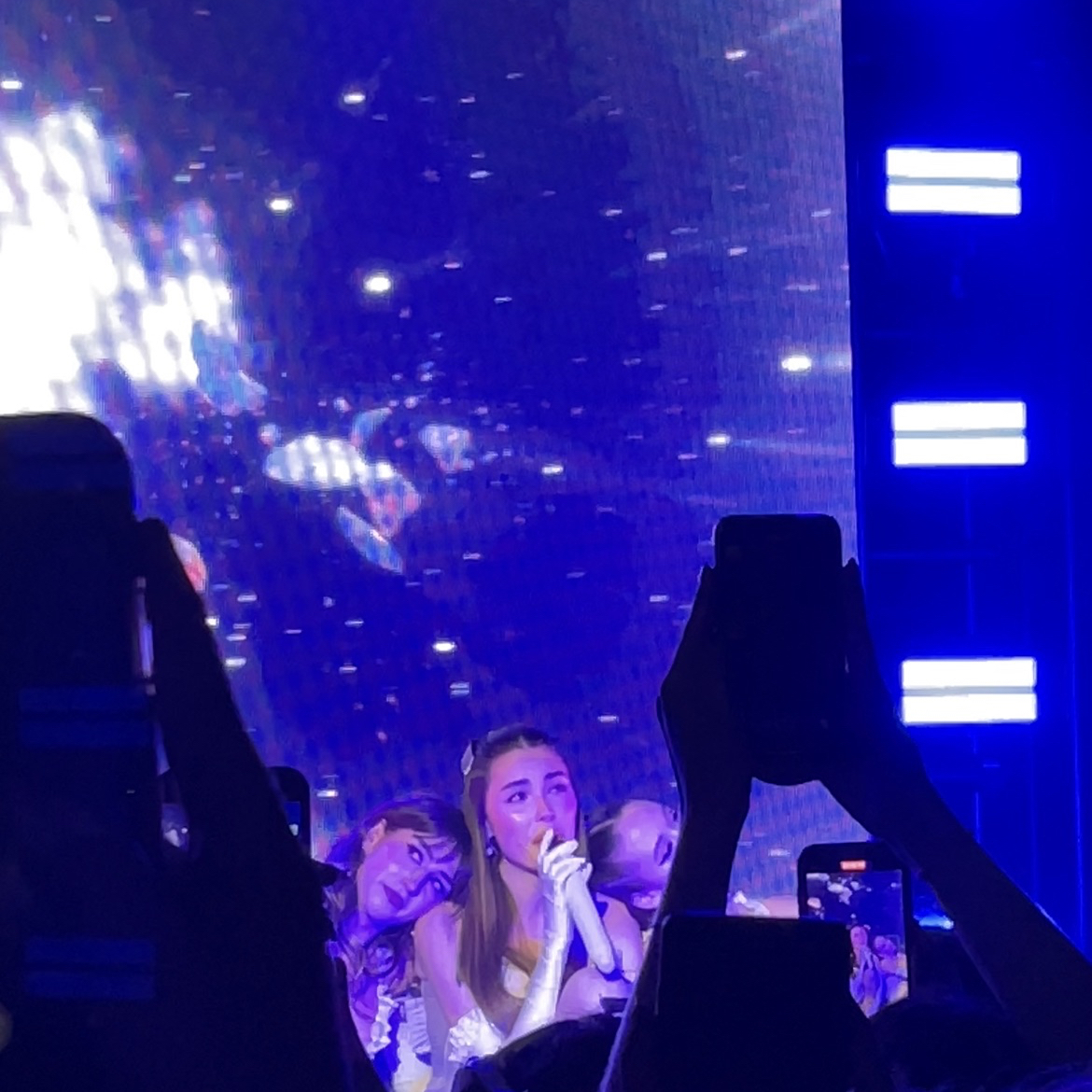 Madison Beer Concert & Tour History (Updated for 2022) | Concert Archives