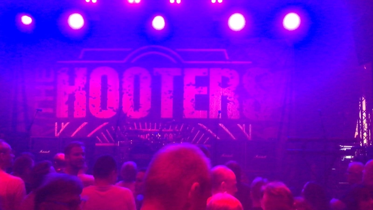 The Hooters Concert & Tour History (Updated for 2022) | Concert Archives