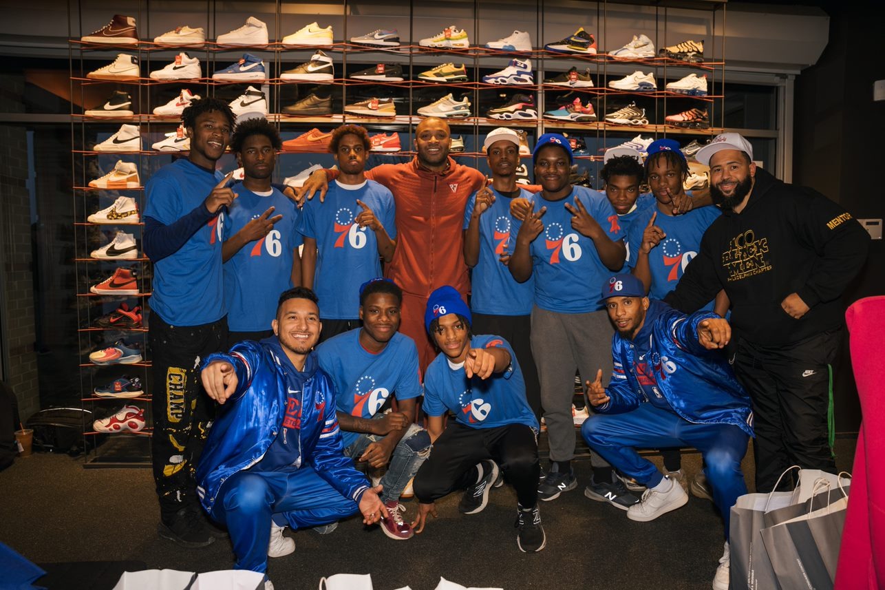 ONE SHOT, ONE GOAL – SNIPES X PHILADELPHIA 76ERS | SNIPES USA