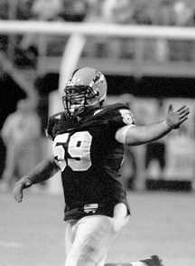 Wallin plays big; keeps mood light - The Arizona State Press