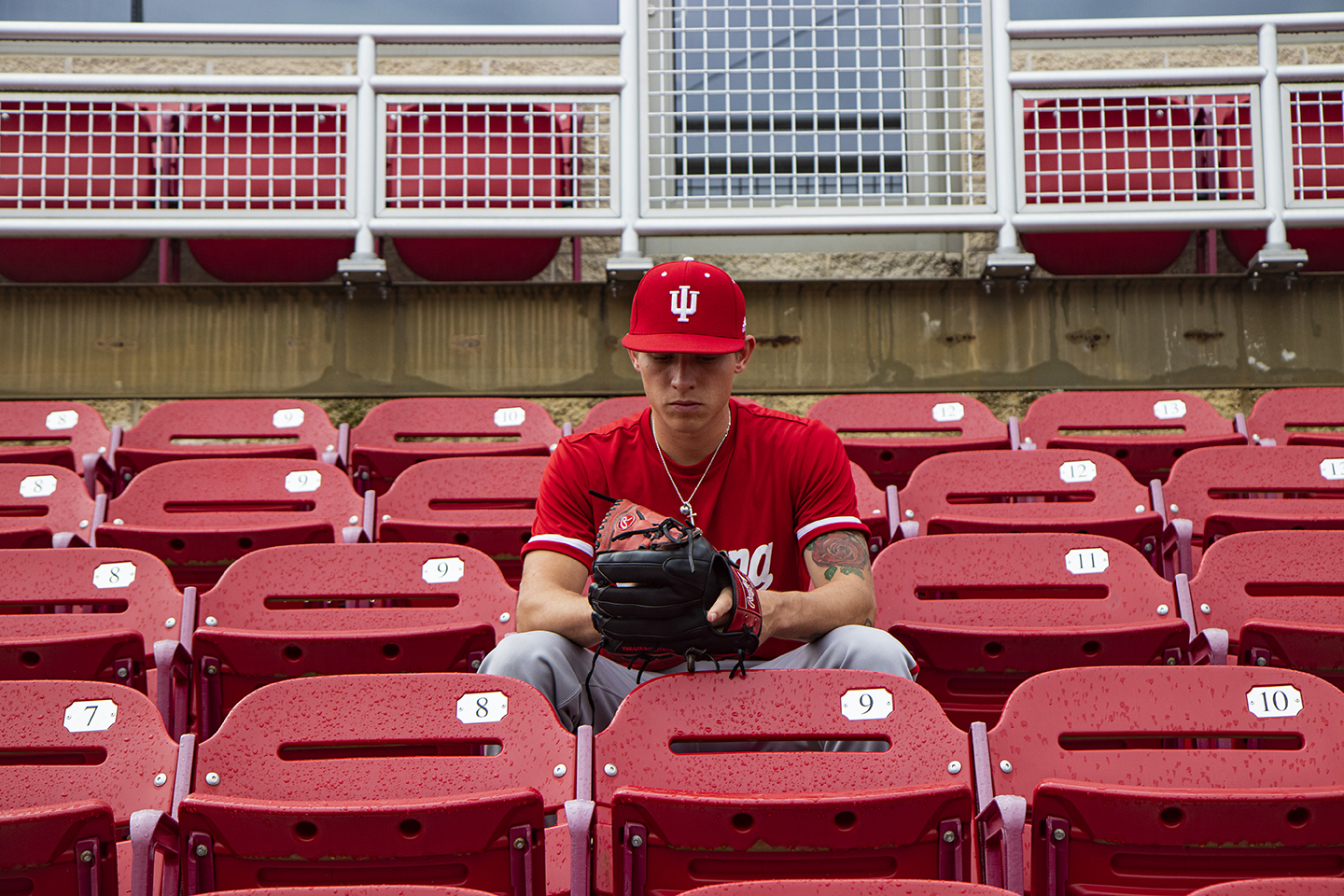 Keeping him close | Indiana Daily Student