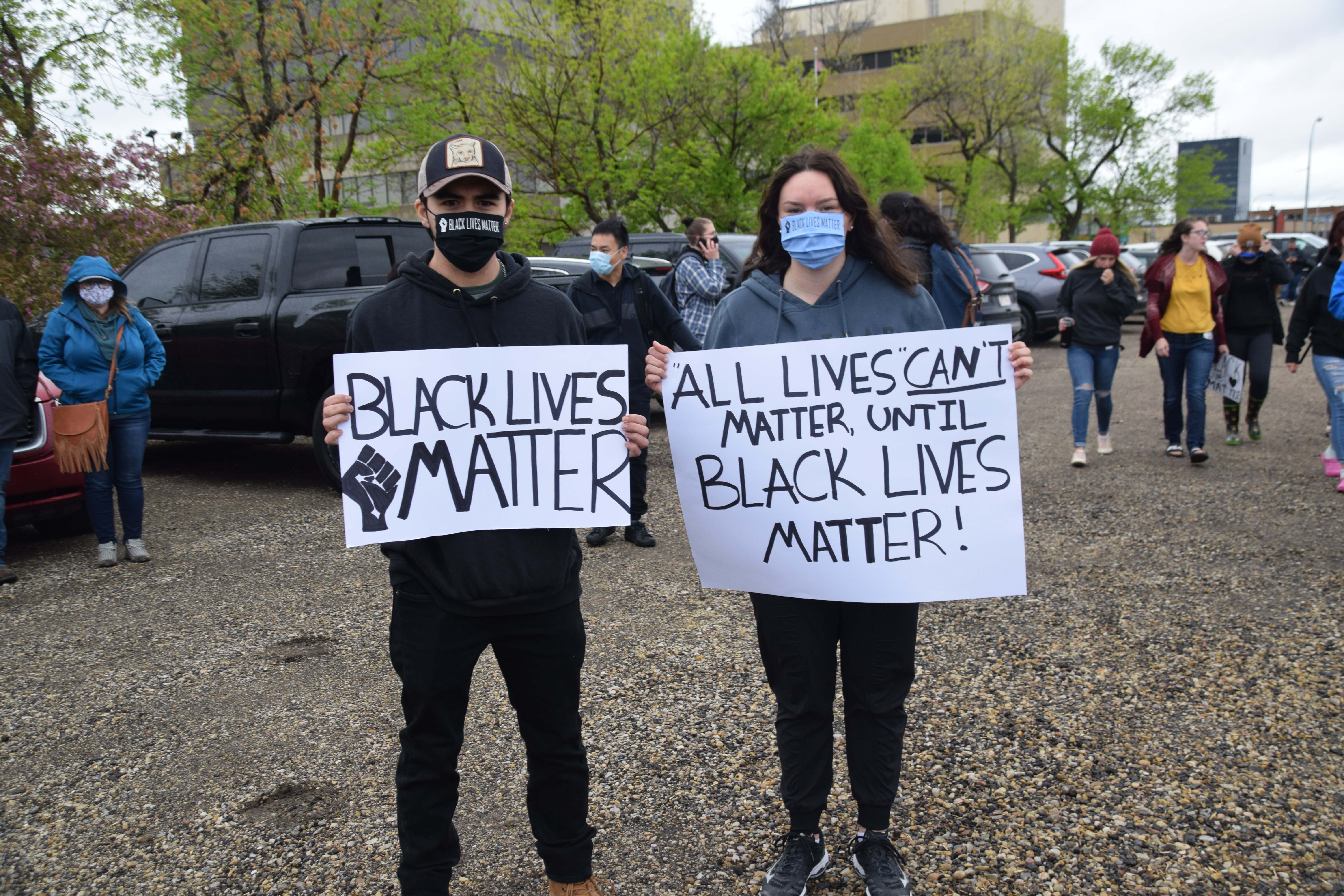 Black Lives Matter protest draws in massive crowd of supporters ...