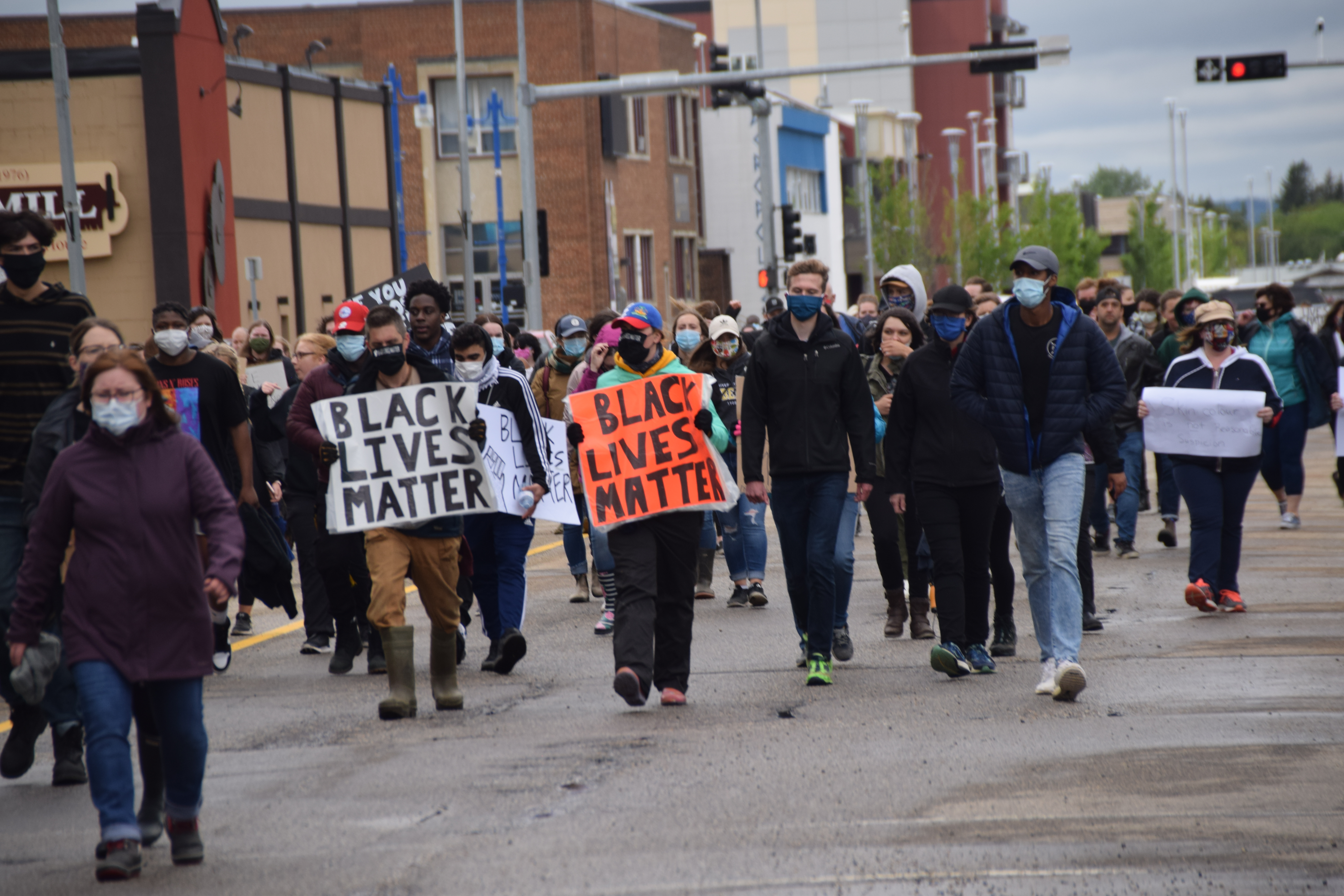 Black Lives Matter protest draws in massive crowd of supporters ...