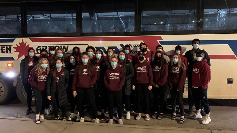 Wolves basketball, volleyball teams return after last season lost to ...