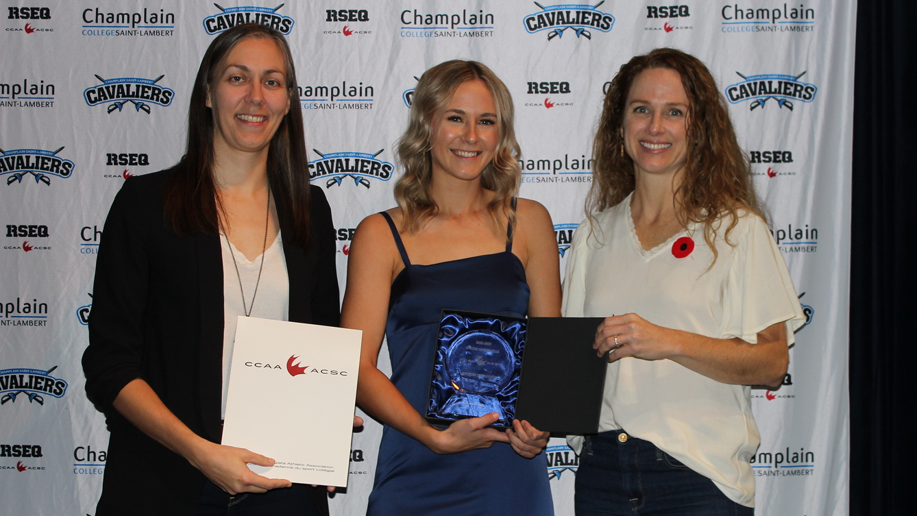 Bronze medal and recognition as CCAA’s best, Dunlop wraps collegiate career at VIU ...