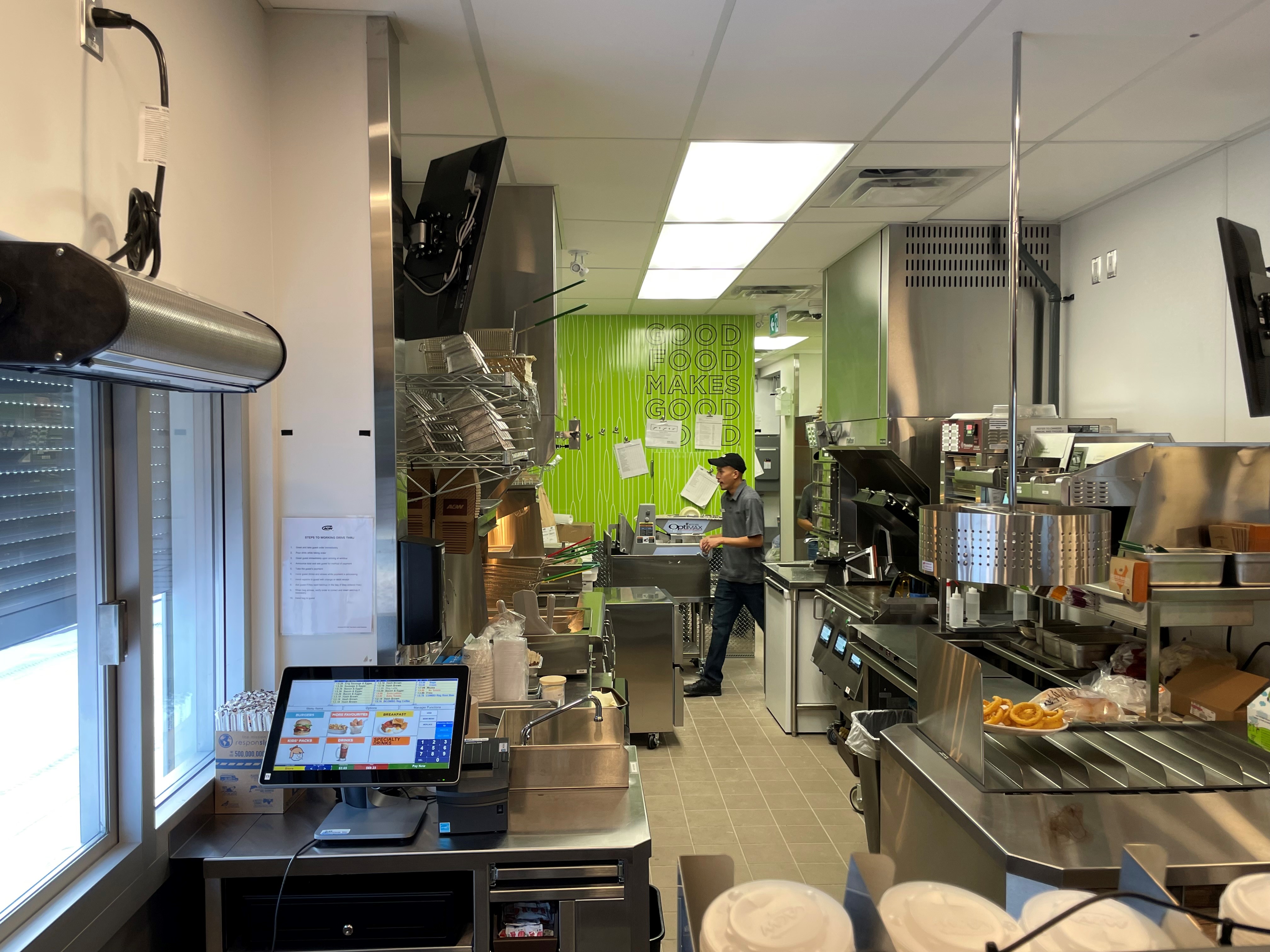 La Ronge A&W officially opens | larongeNOW