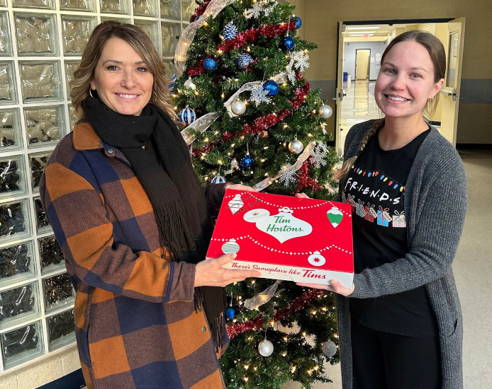 Prince Albert woman delivers a $1,000 worth of smiles | paNOW