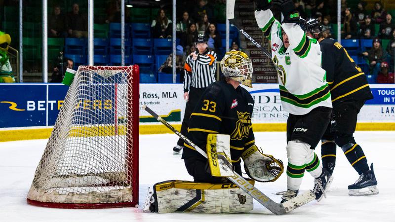 Stanick plays overtime hero, Raiders comeback against Wheaties | paNOW