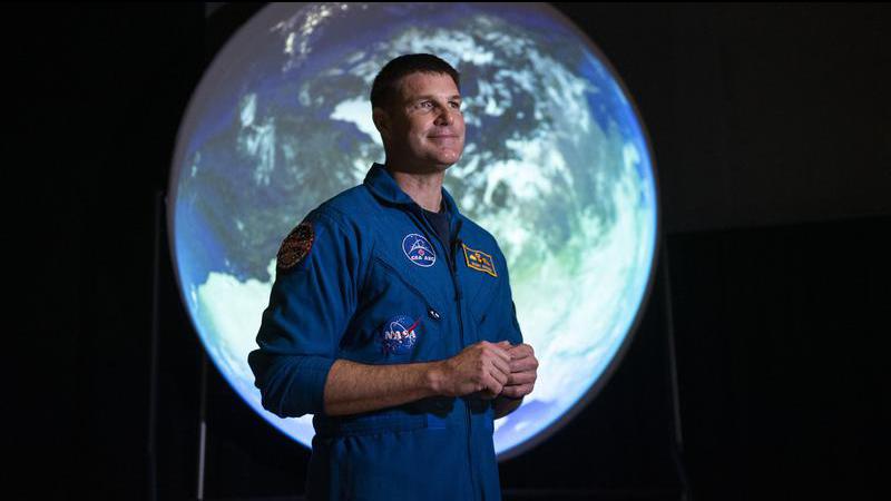 NASA, CSA name Jeremy Hansen to be first Canadian to encircle the moon ...