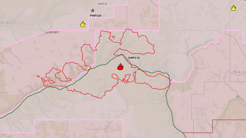 Peace River Banks/Cleardale fire burning on both sides of the Peace ...