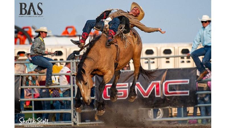 Pro Rodeo Canada weekend highlights | rdnewsnow.com