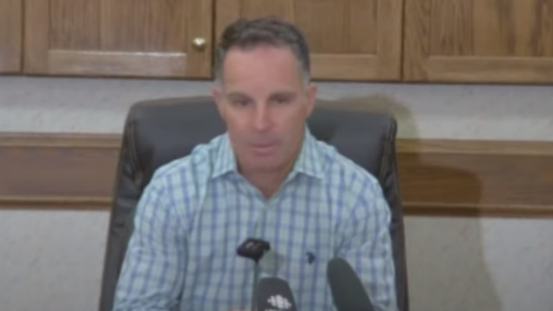 Kelowna Airport still closed during the day, night-time hours expanded ...