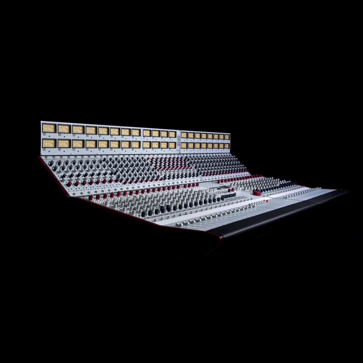 Rupert Neve Designs 5088 32-Channel Analog Console » Sonic Circus