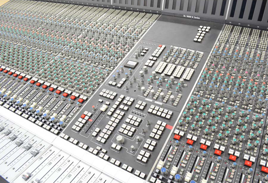 Sonic Circus: Top Rated Mixing Consoles » Sonic Circus