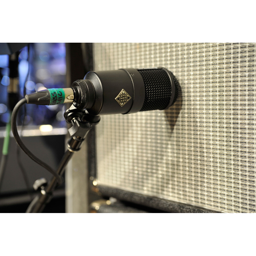 Telefunken M82 Broadcast Package Microphone » Sonic Circus