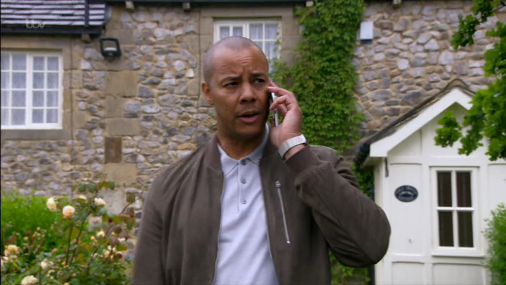 Emmerdale Spoilers: Al Chapman’s Secret Revealed After Shock Attack ...