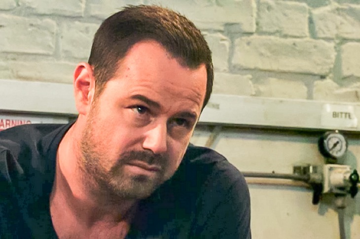 Eastenders Spoilers: Mick Carter At A Crossroad - Becomes A Car ...