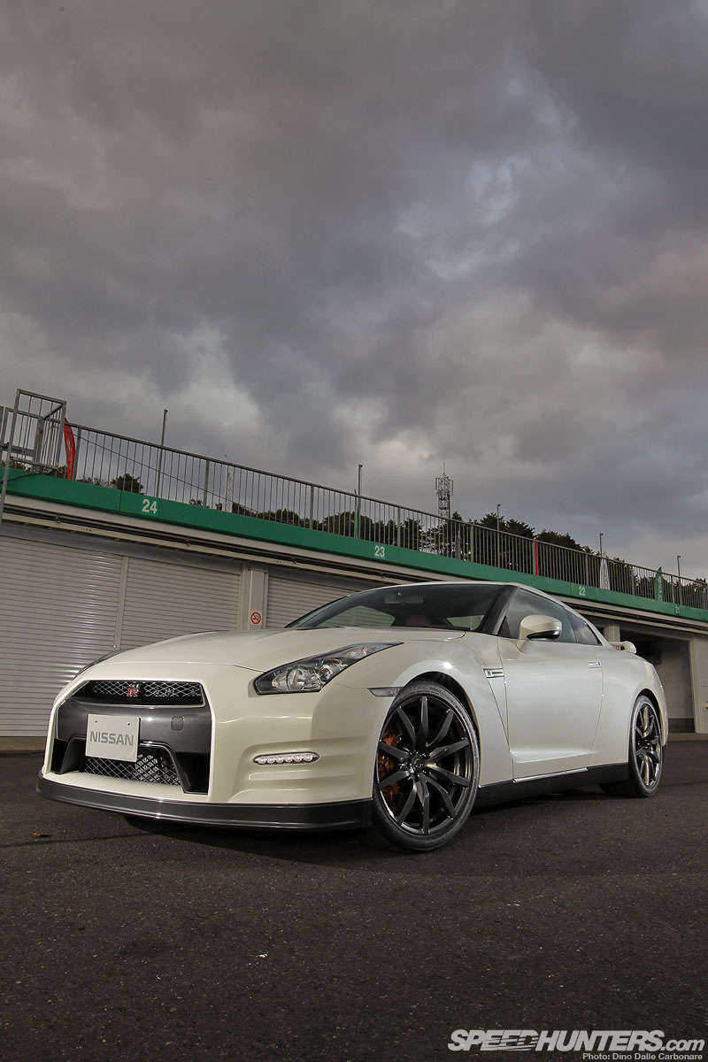 2013-GTR-01 - Speedhunters