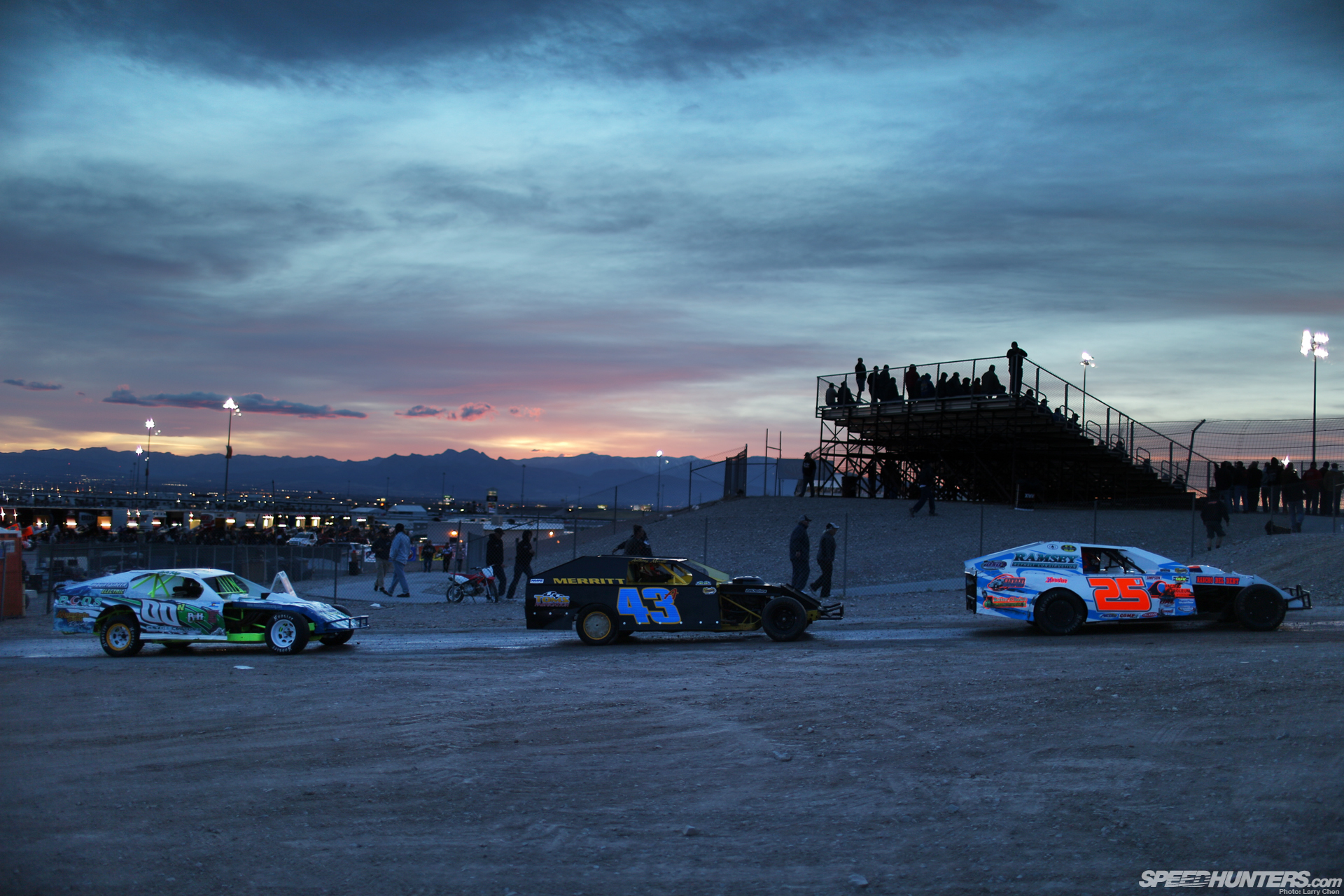 World Of Outlaws: The Art Of Dirt Oval Racing - Speedhunters
