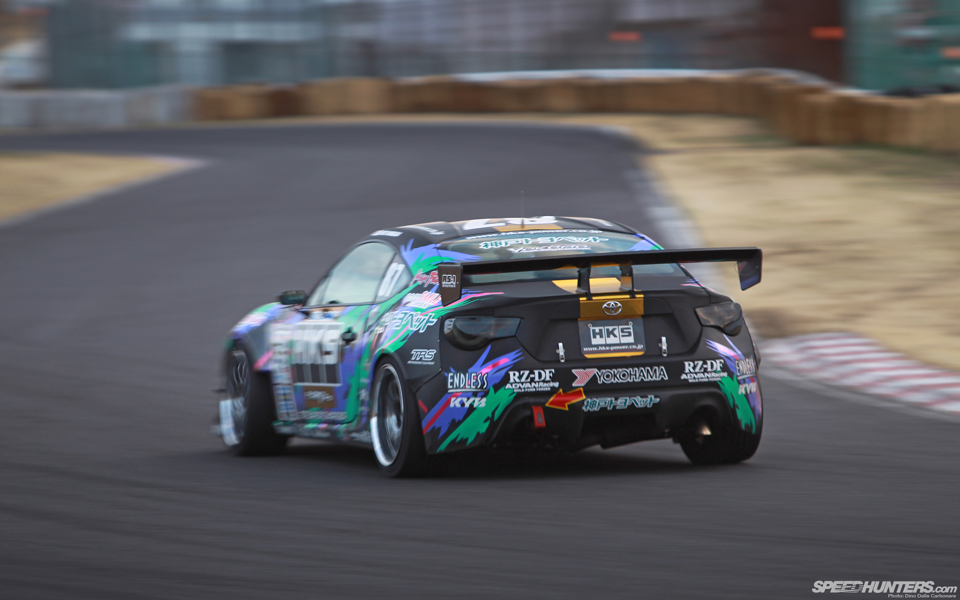 HKS-D1-86-32 - Speedhunters