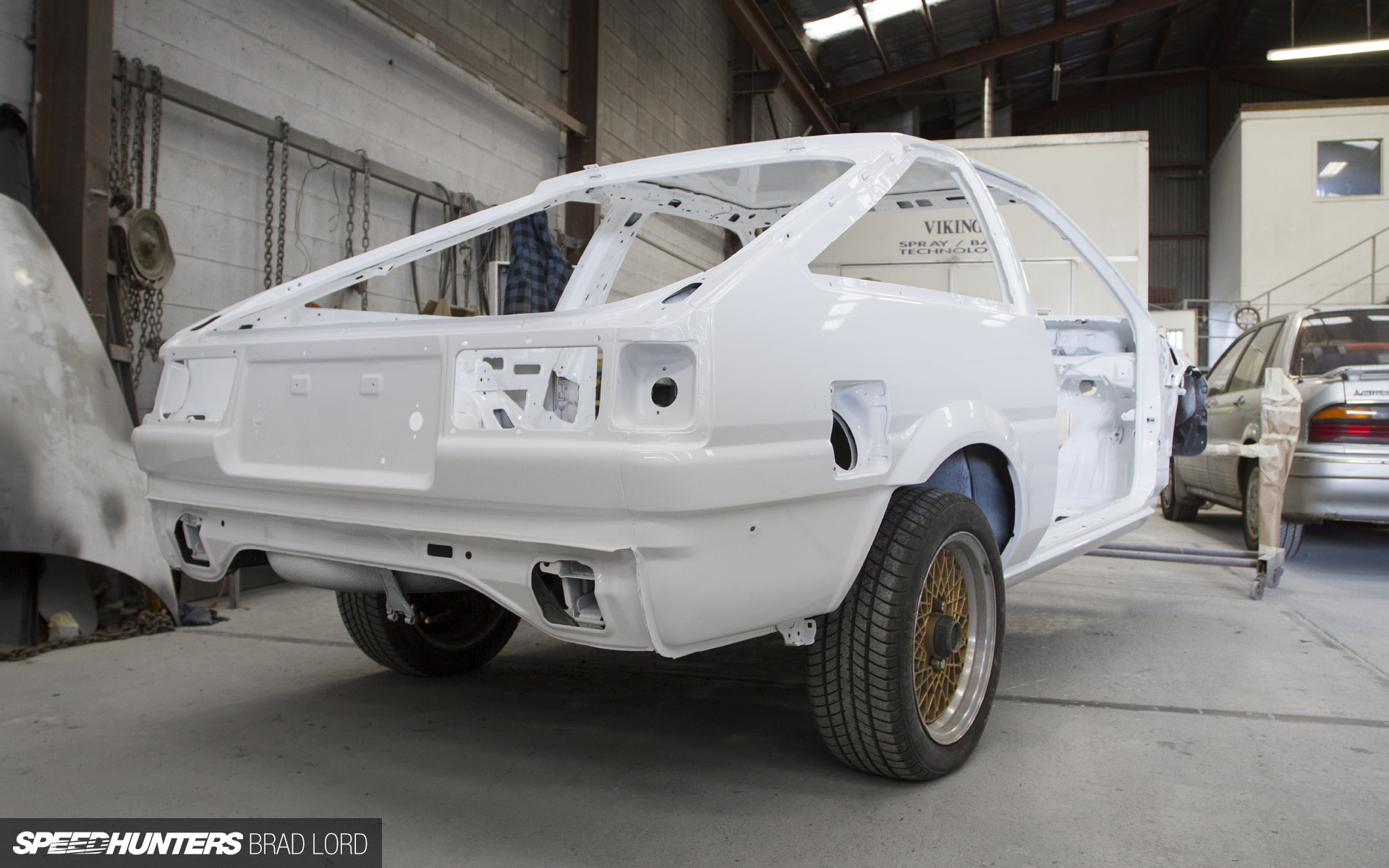 Project 86: Let There Be White - Speedhunters