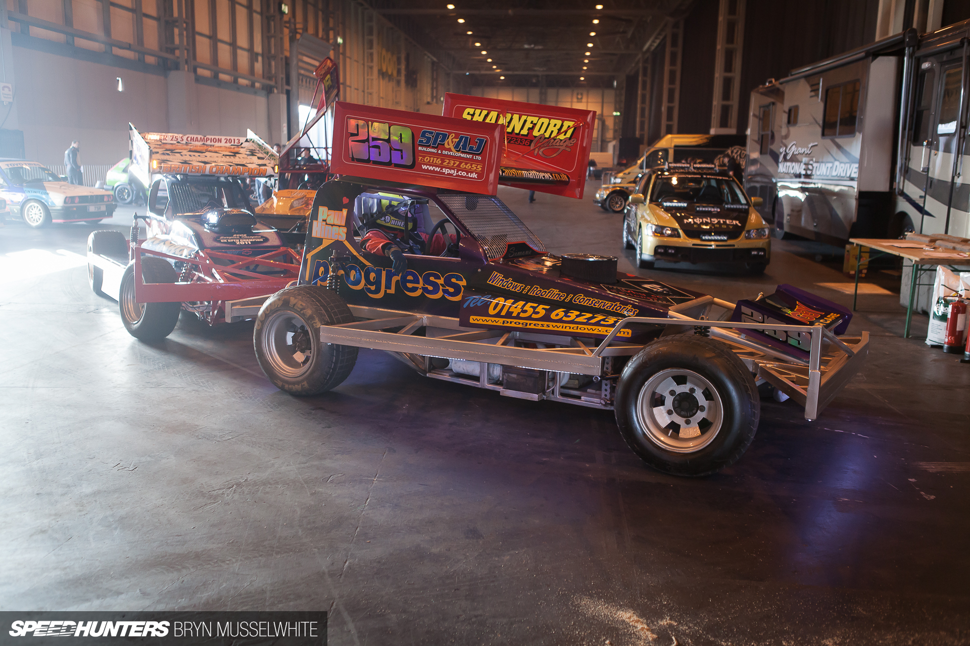 Terry Grant Autosport Wheelie-40 - Speedhunters