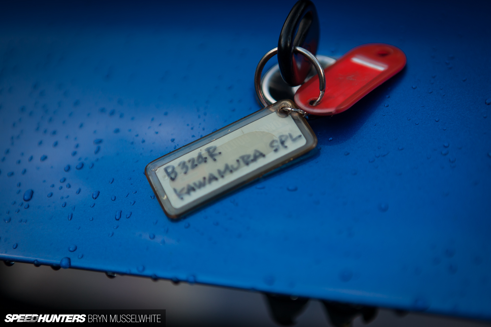 Paul Howard JDM Garage Bee R 324-16 - Speedhunters