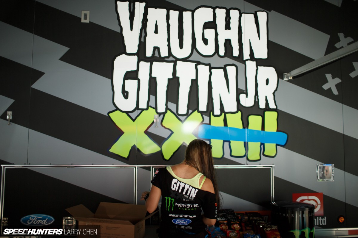 Larry_Chen_Speedhunters_Vaughn_Gittin_FD_14_driver_blog-36 - Speedhunters