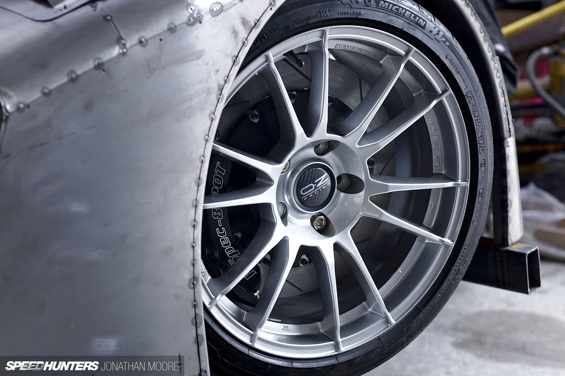 Jason_Shalders_MGB_GT3-039 - Speedhunters