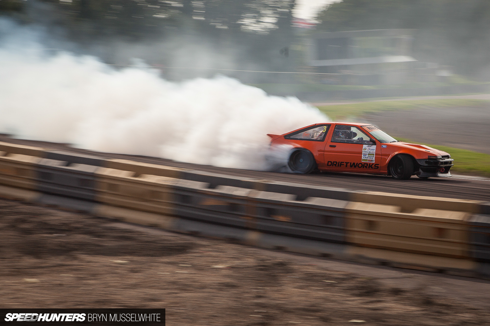 Driftworks AE86 V8 -12 - Speedhunters