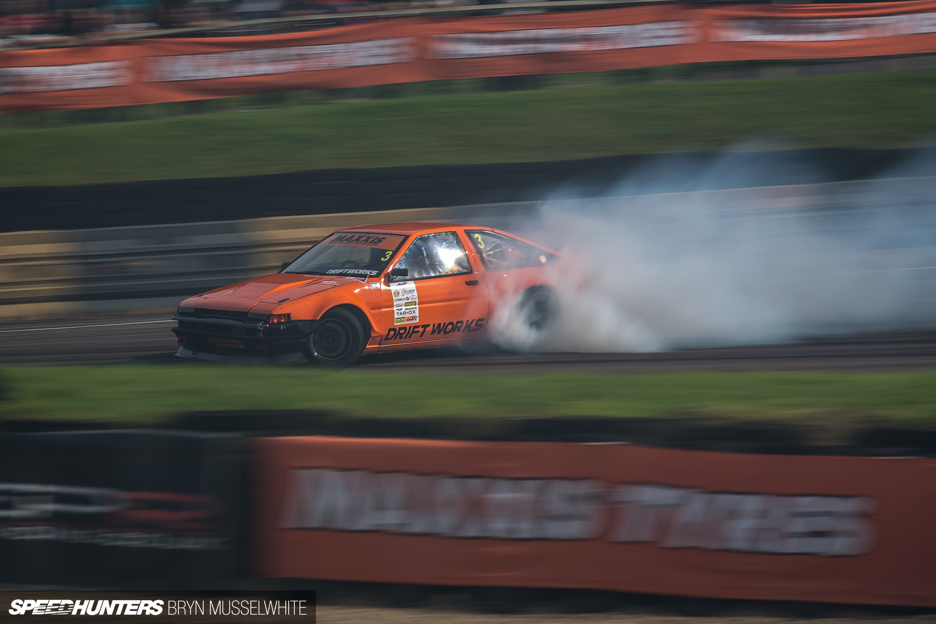 Driftworks AE86 V8 -5 - Speedhunters