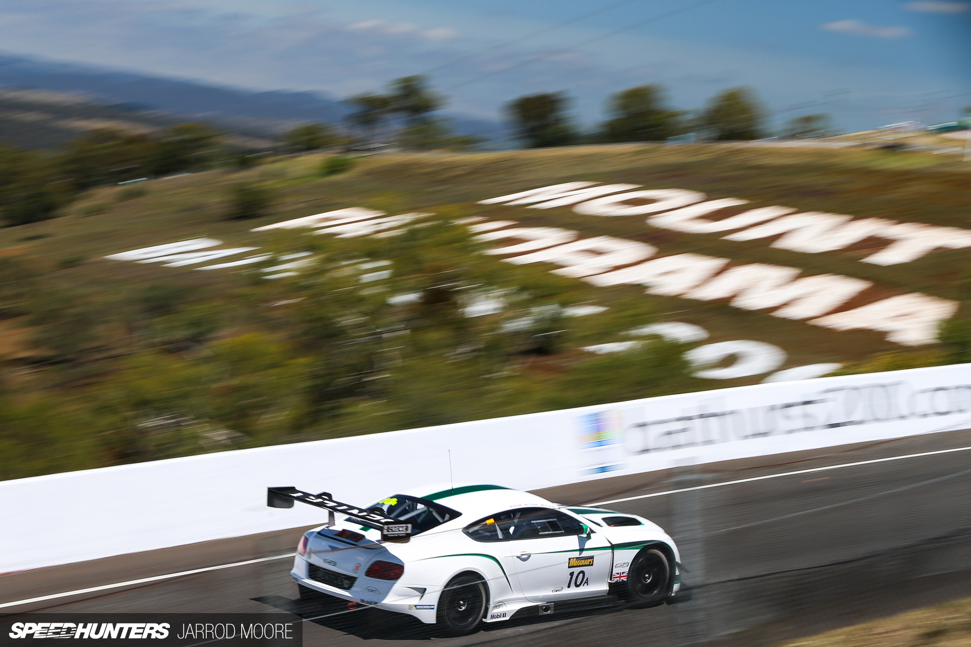 The Bentley Boys Do Bathurst - Speedhunters