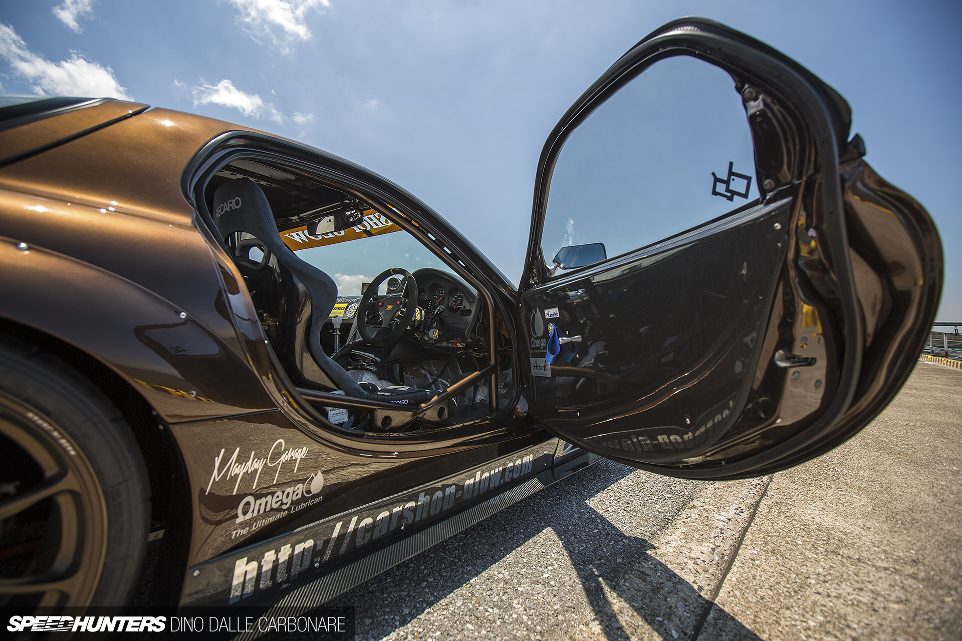 Car-Shop-Glow-RX7-32 - Speedhunters