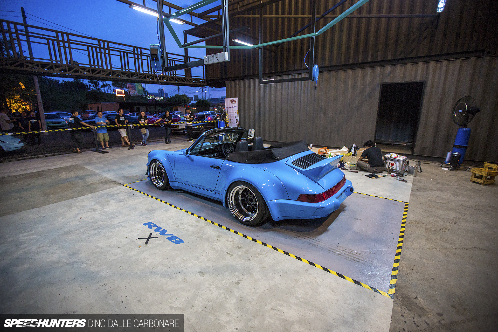 Le RWB Miyabi - SpeedHunters - Wash Wash
