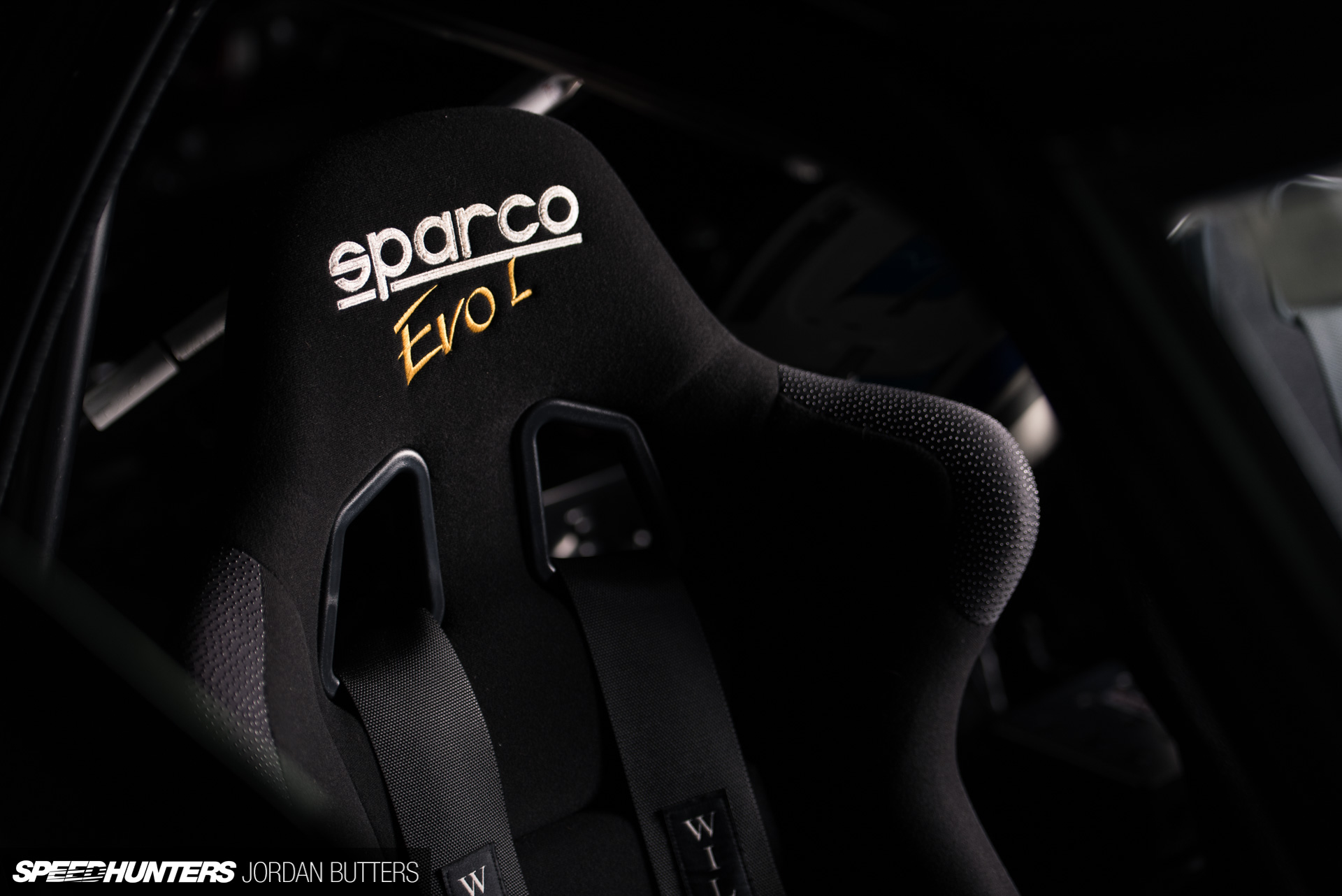 Building An AE86 To Race - Speedhunters