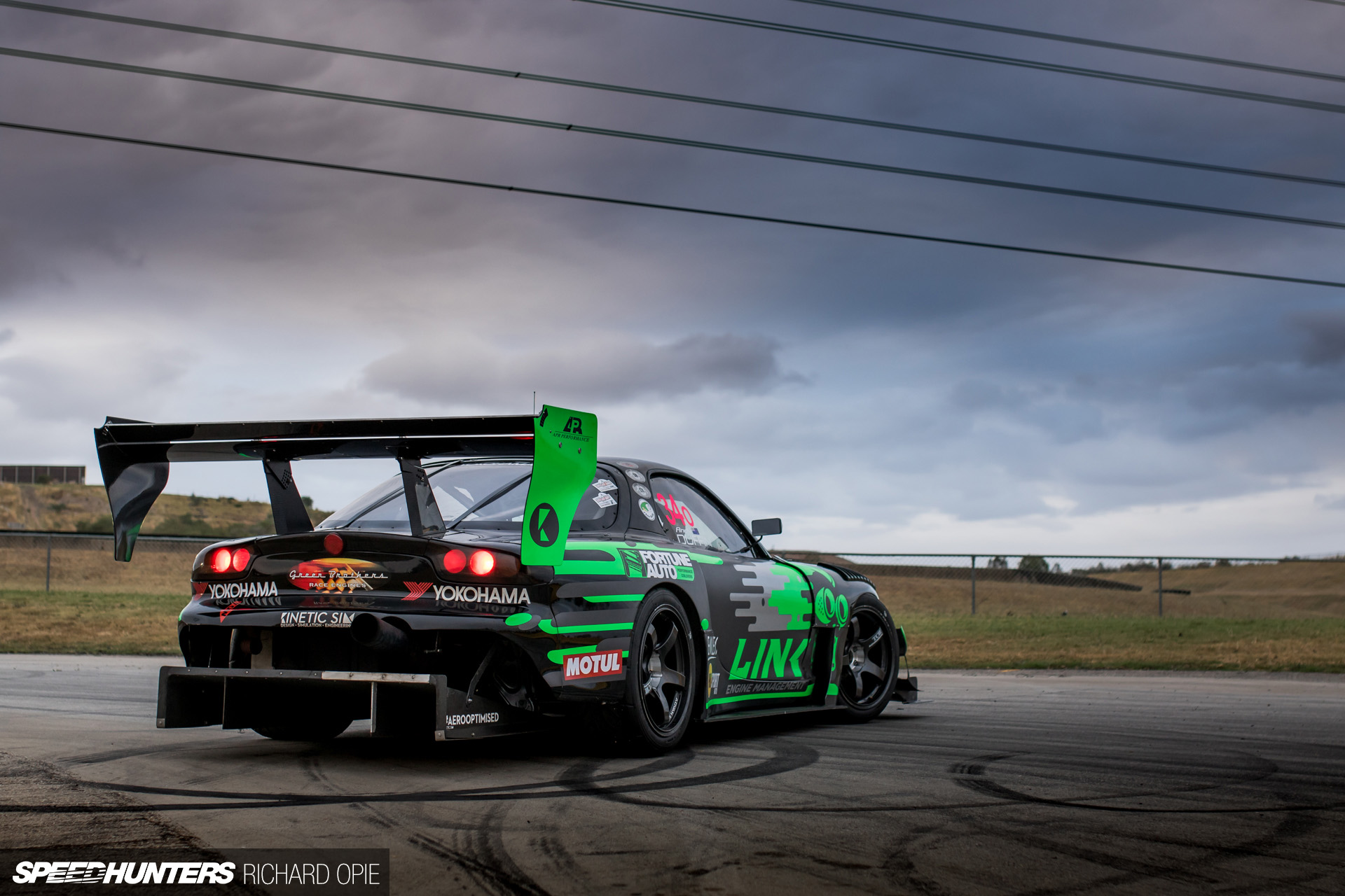 Crowd Pleasing 101: 3 Rotor Racing's RX-7 - Speedhunters