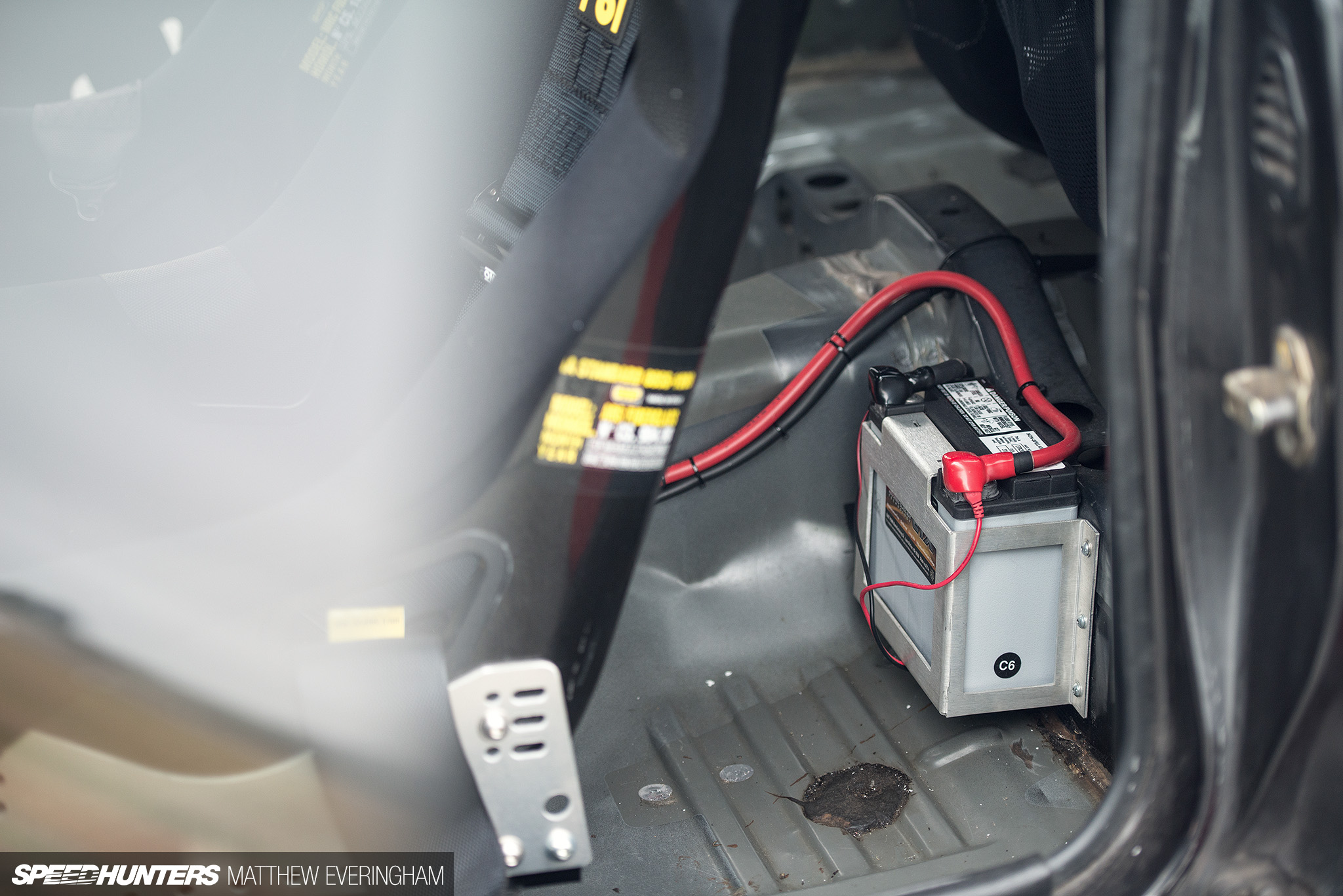 An R31 Built To Deceive - Speedhunters