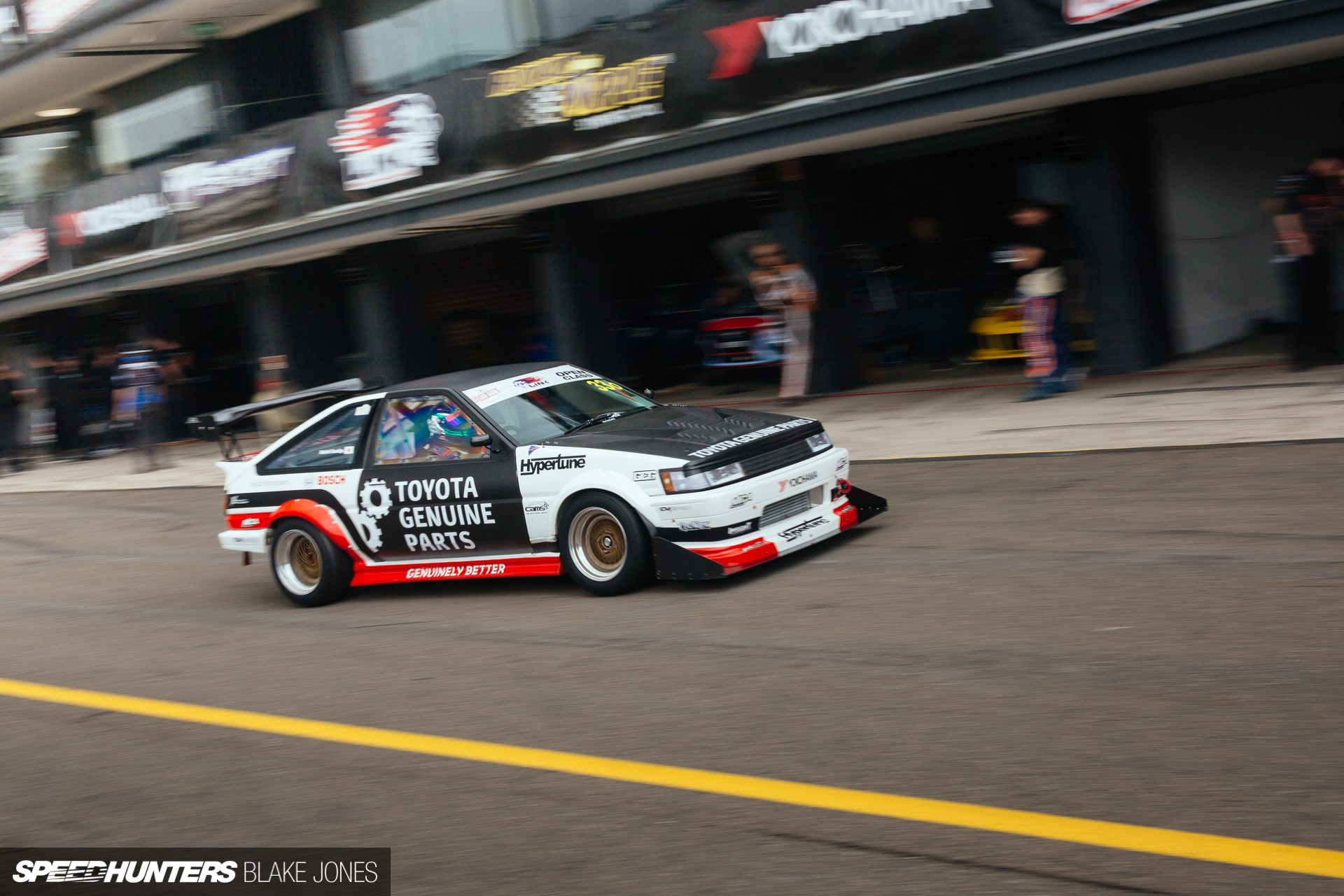 The Ultimate Drift Transition In An AE86 - Speedhunters