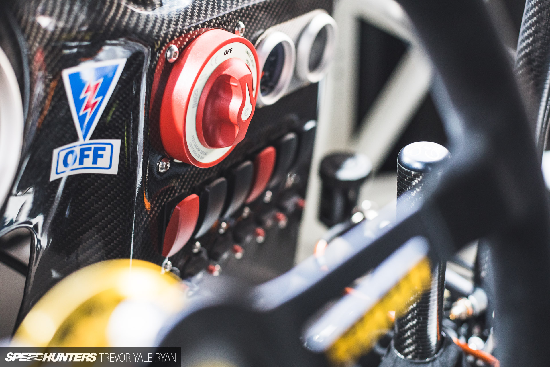 2018-SH_Full-Carbon-240Z-SEMA_Trevor-Ryan-020_4948 - Speedhunters