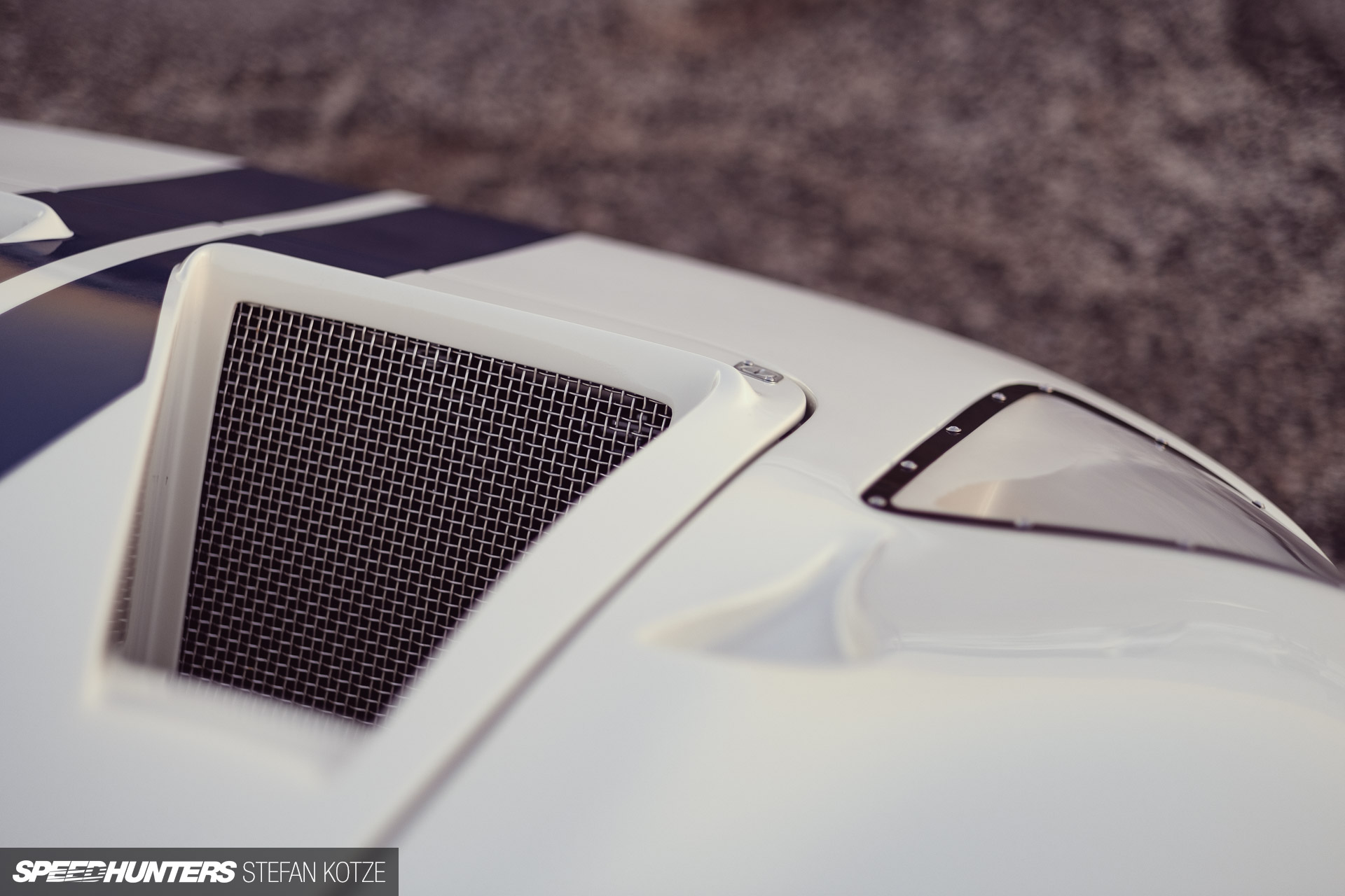 Looks Old, Feels New: A Modern GT40 Replica - Speedhunters