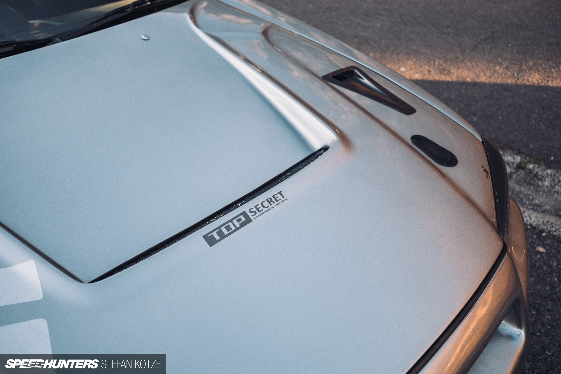 Wide & Wicked: An 800hp R34 Skyline GT-R - Speedhunters