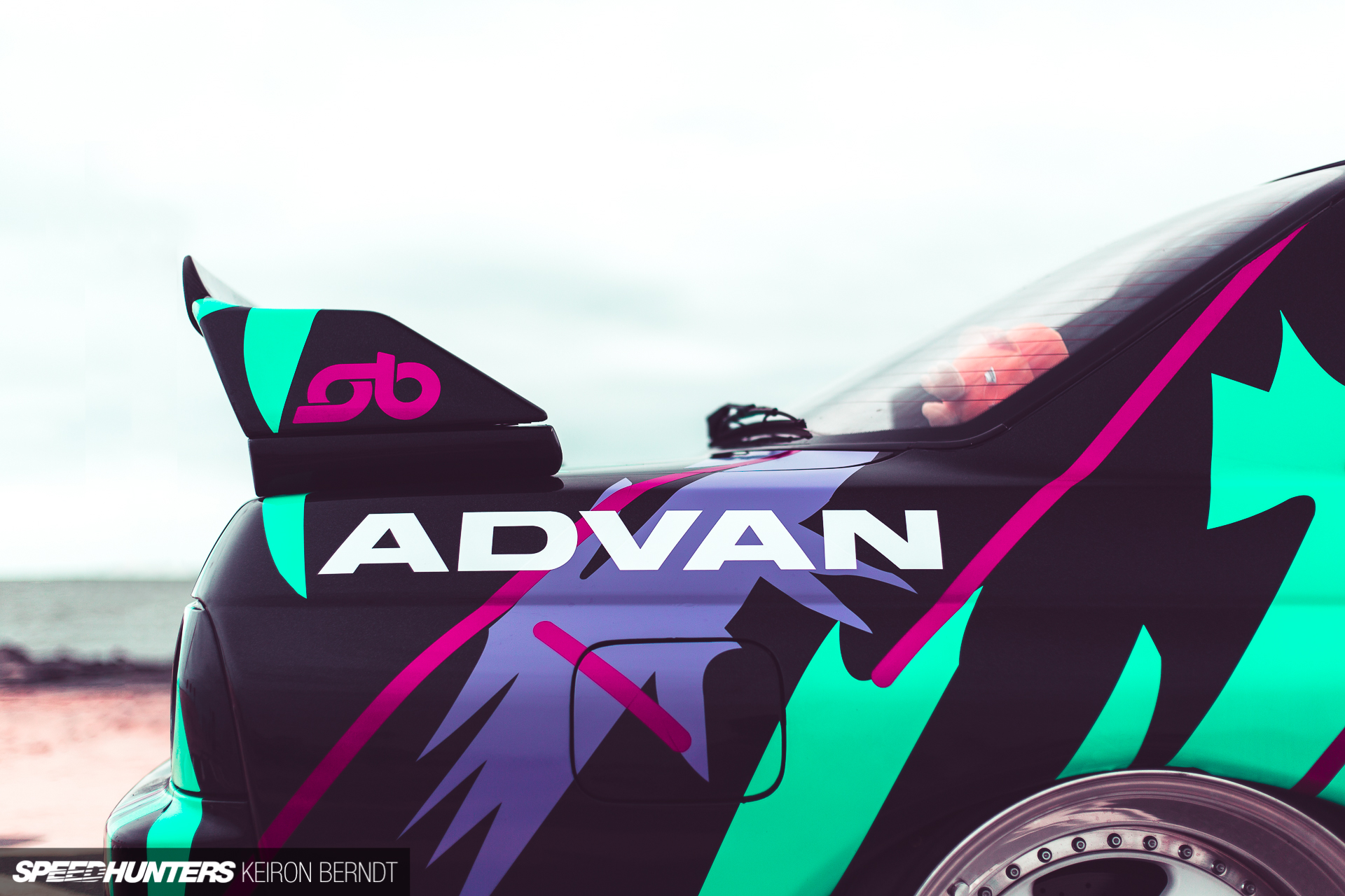 Polished Lips & Livery: A Well-Traveled R32 GT-R - Speedhunters