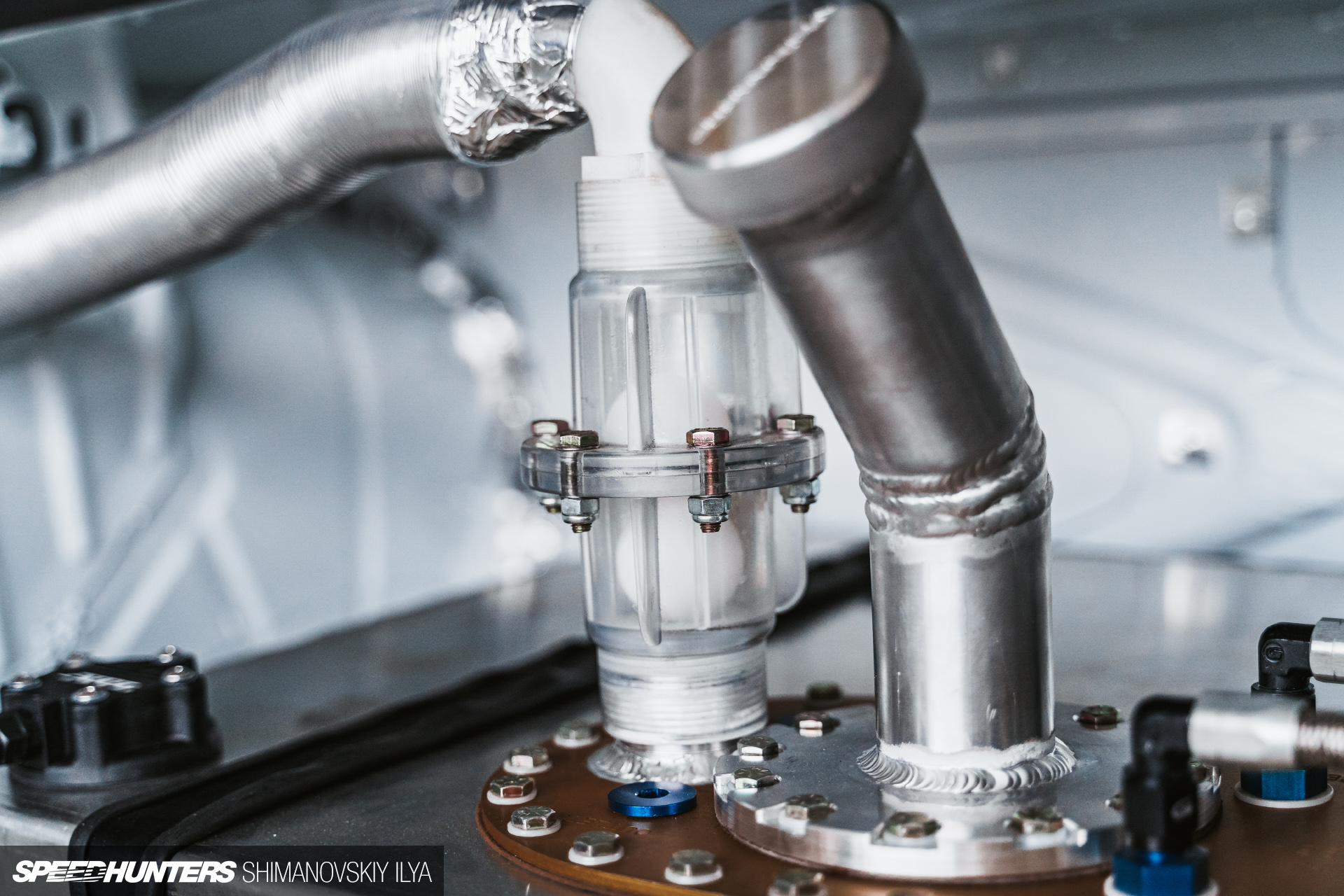 GAZ-24: From Taxi Stand To The Race Track - Speedhunters