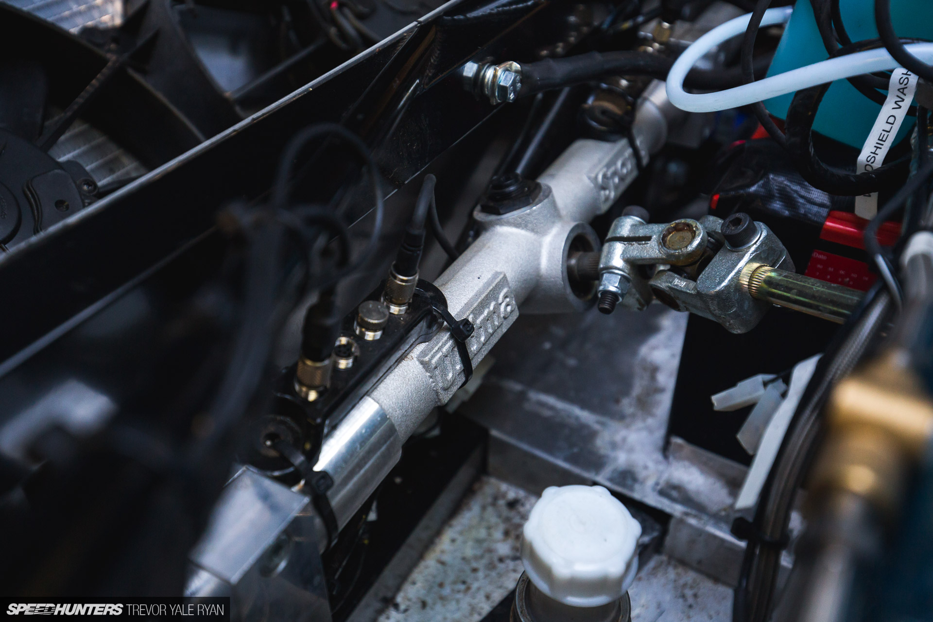 A Rollercoaster Ride With An Ultima Evolution - Speedhunters