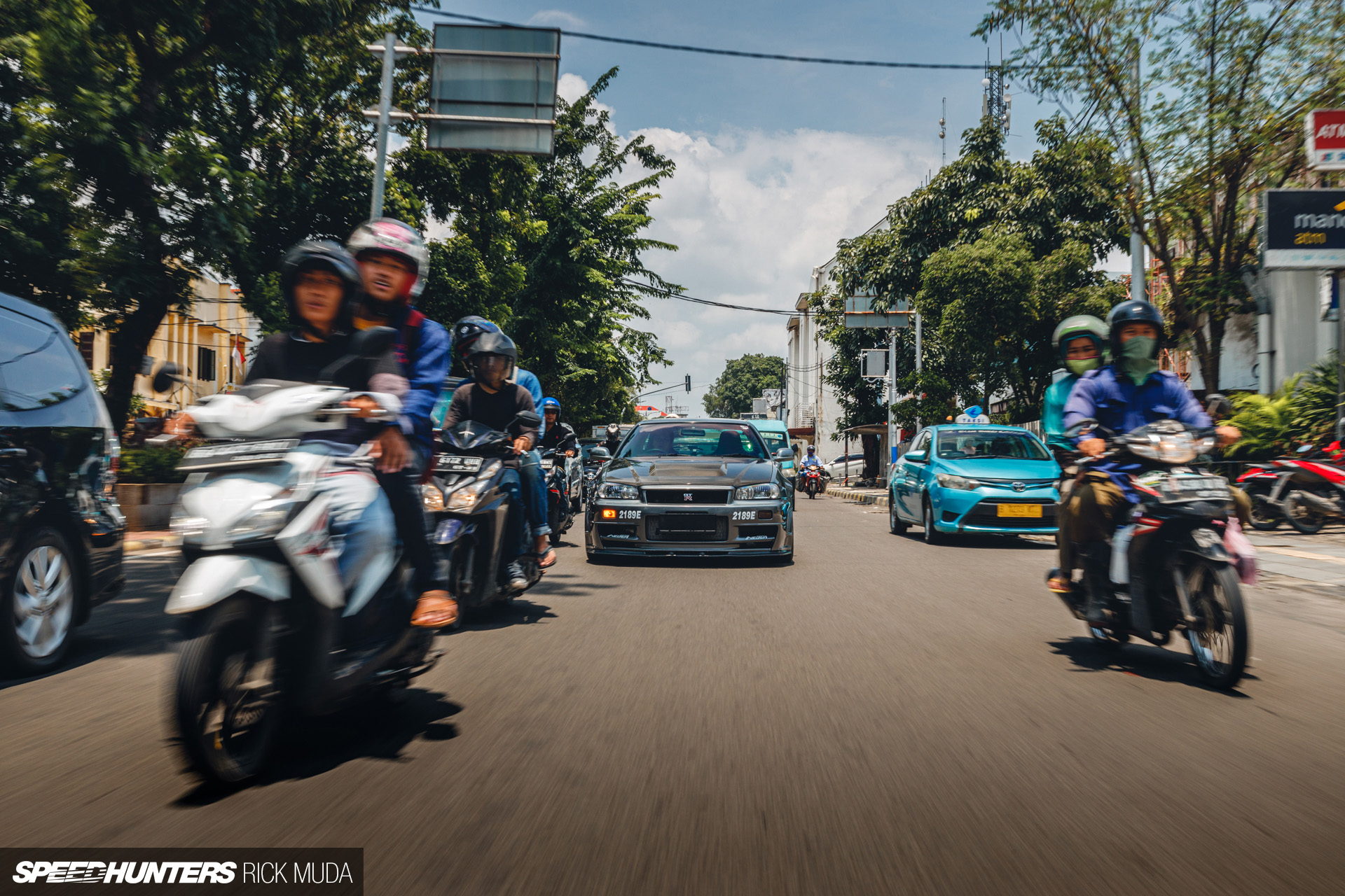 This Nismo CRS R34 GT-R Is No Garage Queen - Speedhunters