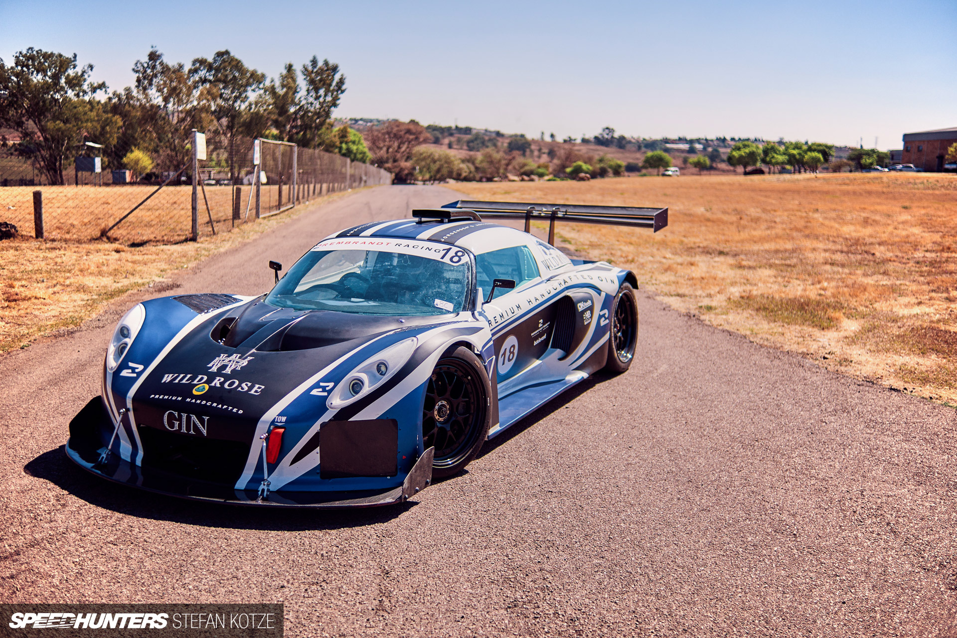 Ferrari 488 Meets Lotus Exige - Speedhunters