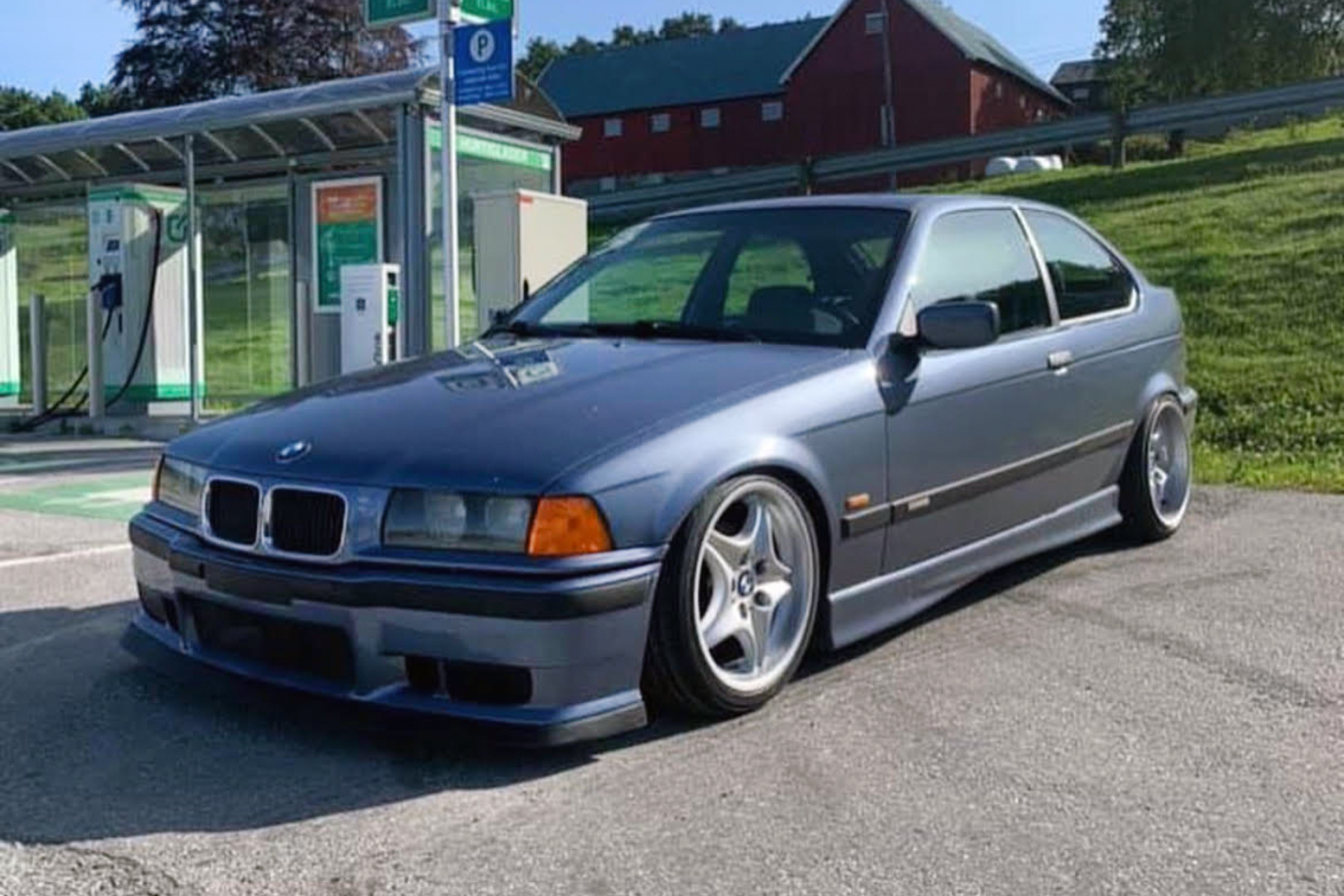 E36 Meets E9X: The Ultimate BMW Compact - Speedhunters