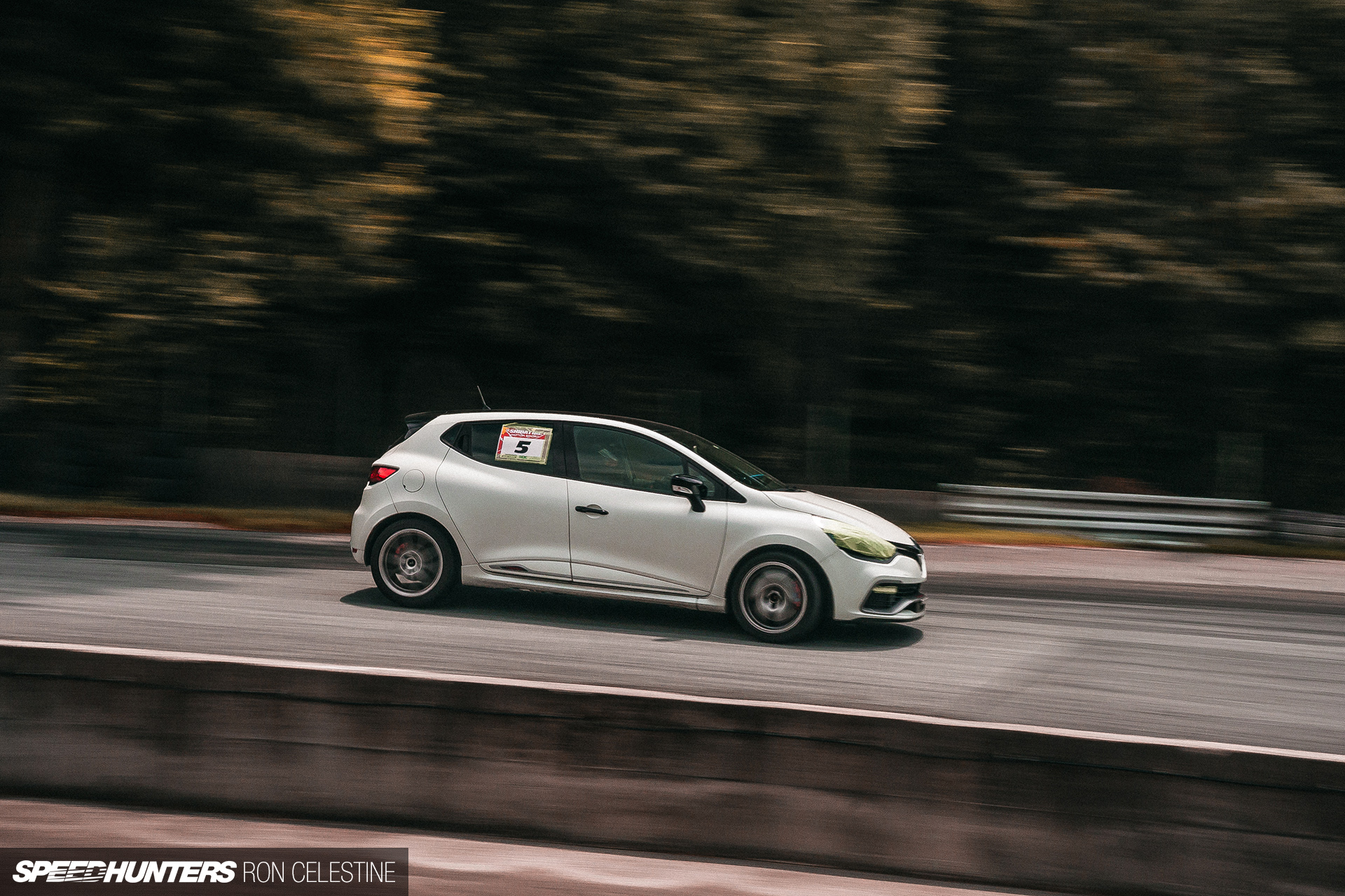 Speedhunters_Ron_Celestine_SLY_Megane_TrophyRS - Speedhunters